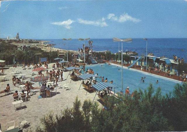 Dopo vent'anni riapre lo storico lido ex "Park Club" di Molfetta ...